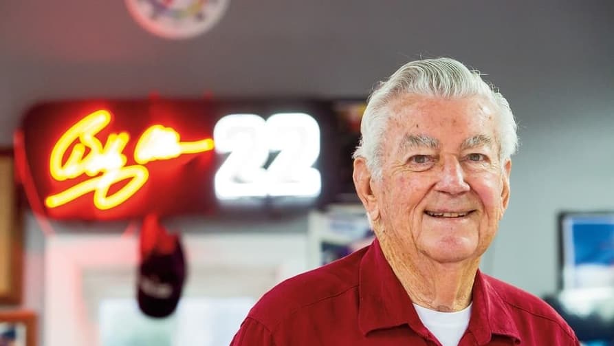 Bobby Allison, campeón de NASCAR en 1983, fallece a los 86 años ...
