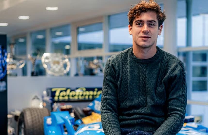 Renault nombra a Colapinto como embajador para Latinoamérica tras su ...