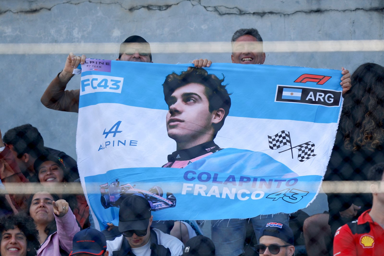 Norris conquista la pole position para la carrera sprint en Brasil ...