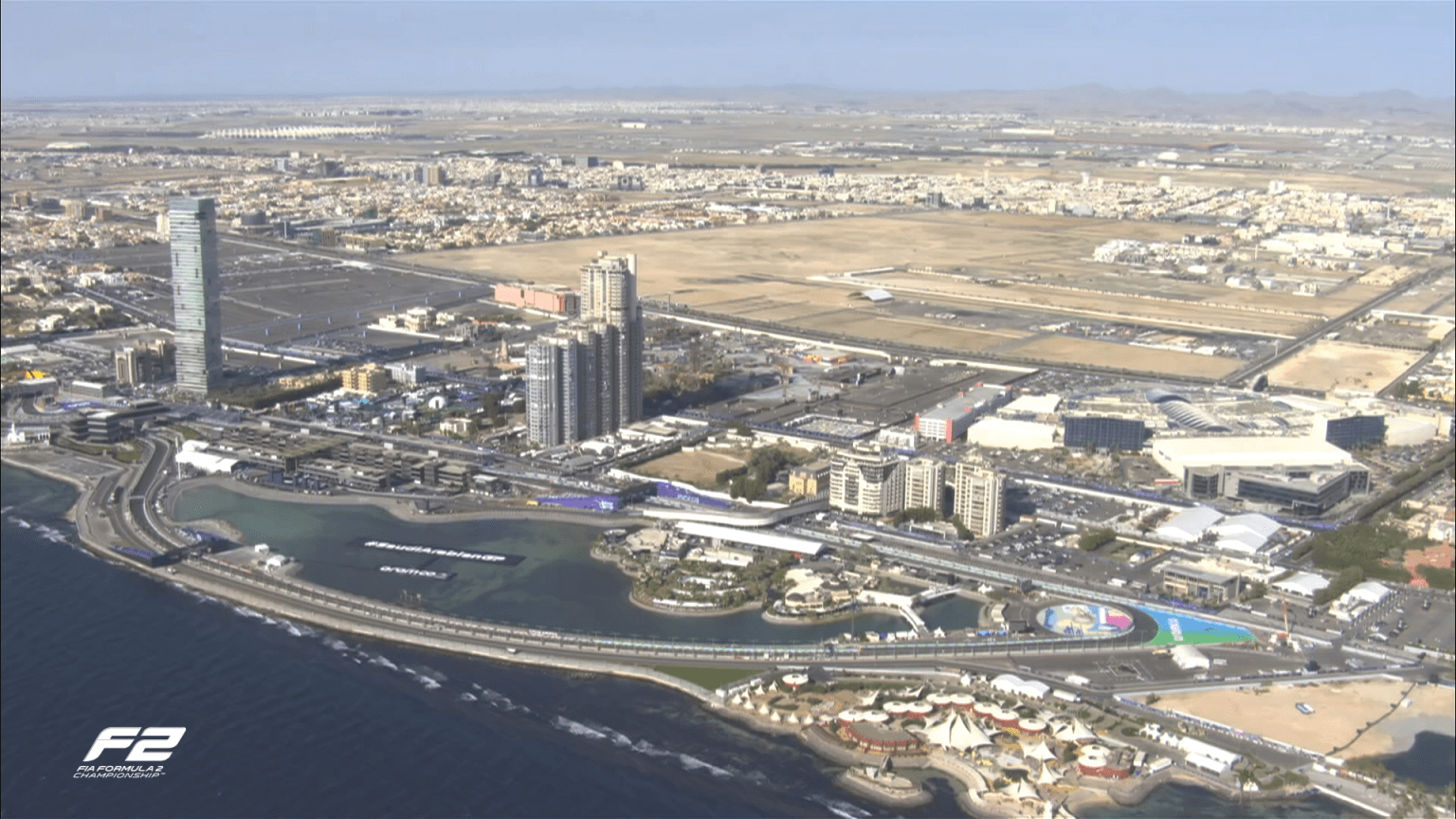 Fittipaldi gana alocada carrera principal de F2 en Jeddah, abandonos de ...